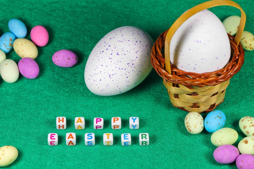 These Easter Egg Hunts for Adults Are Perfect for Your Family Brunch