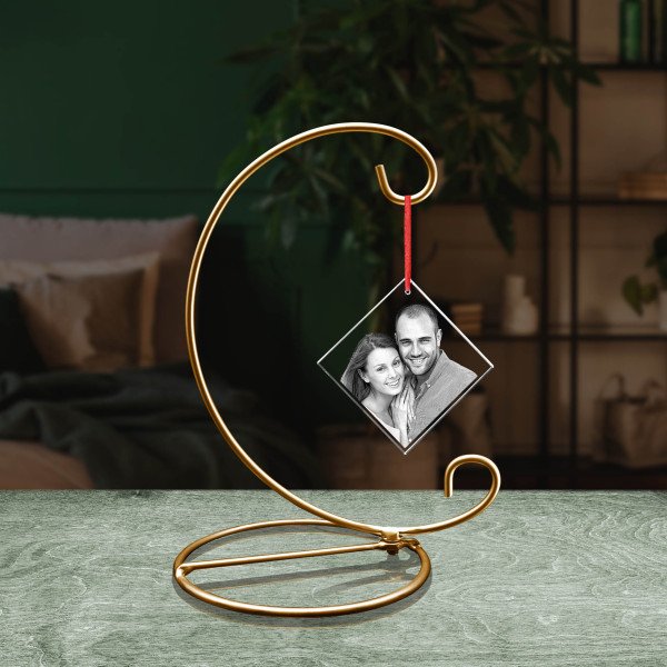 Gold Circle Display Stand for Personalized Crystal Ornament